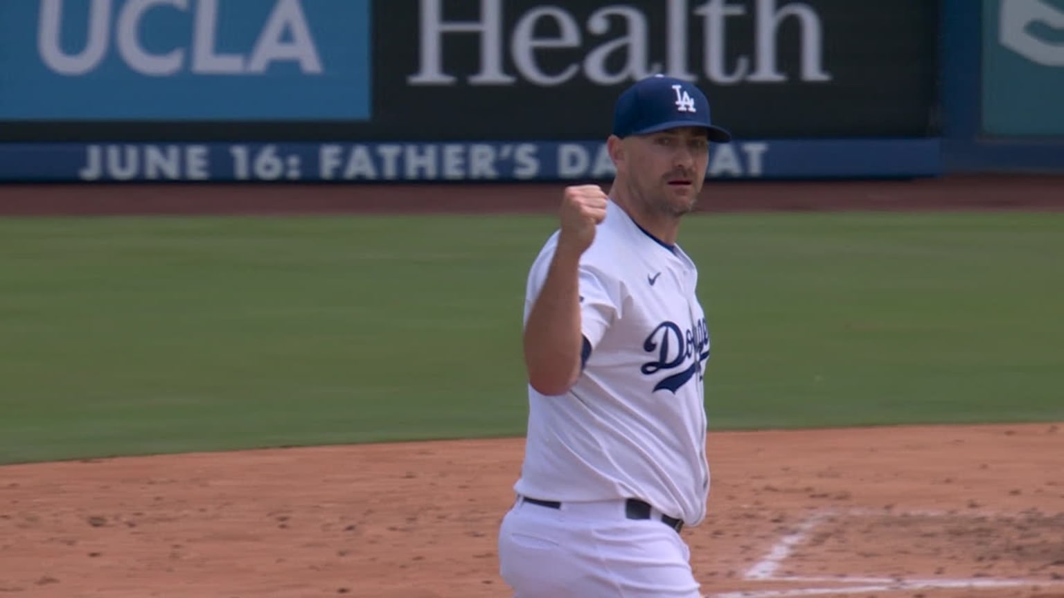 Daniel Hudson sella el blanqueo con un doble play | 02/06/2024 | Los ...