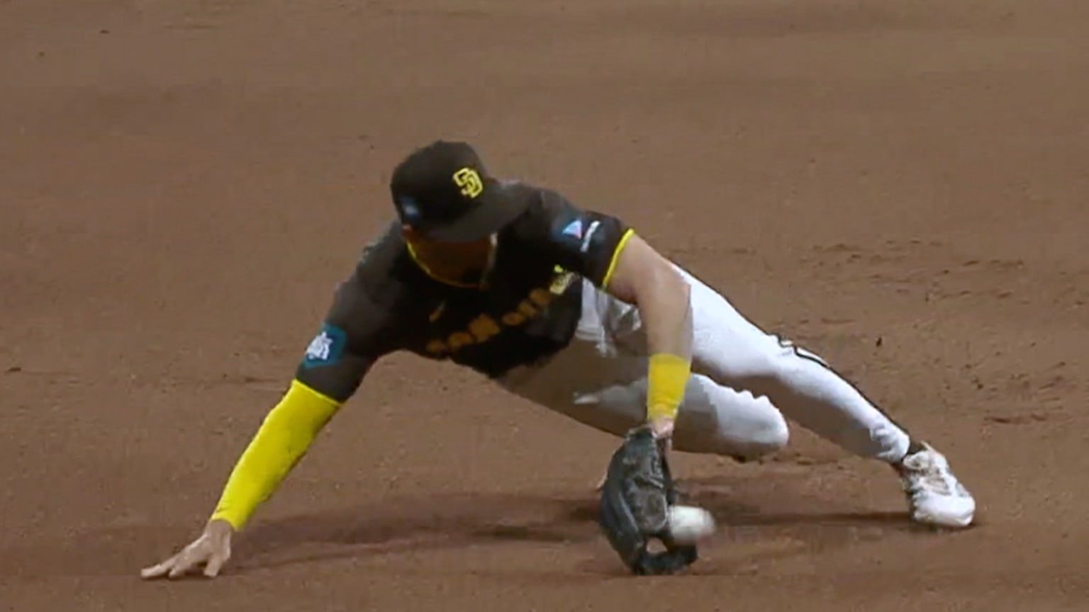 Tyler Wade makes a great diving stop at third | 03/17/2024 | San Diego ...