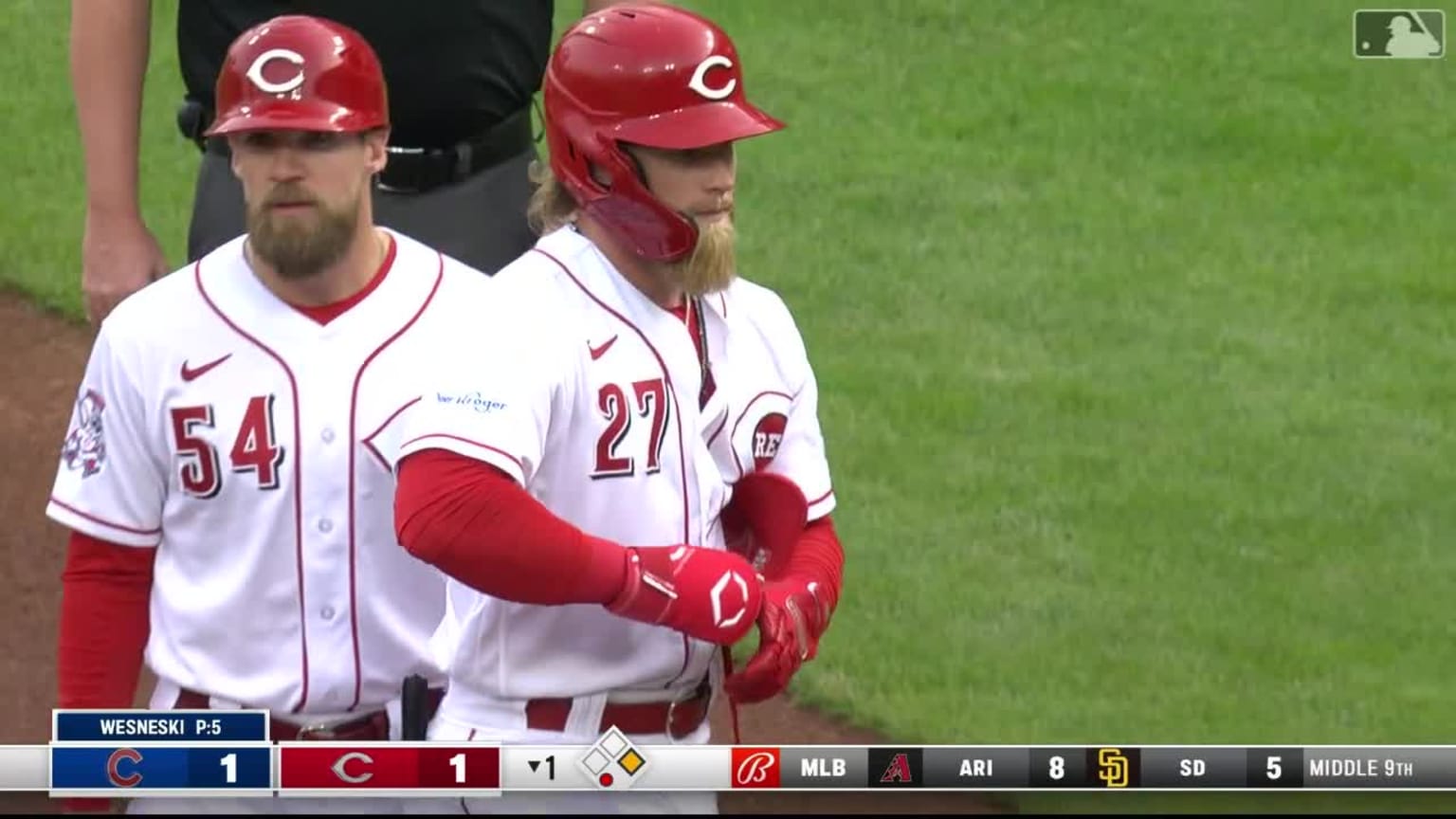 Jake Fraley's RBI single | 04/04/2023 | MLB.com