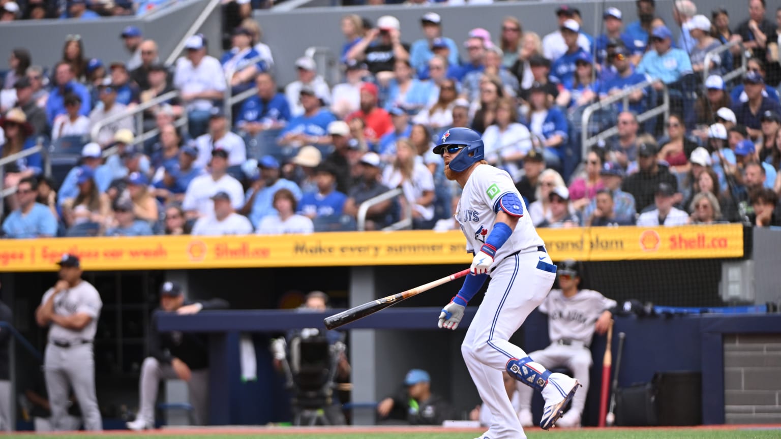 Justin Turner's RBI single | 06/30/2024 | Toronto Blue Jays