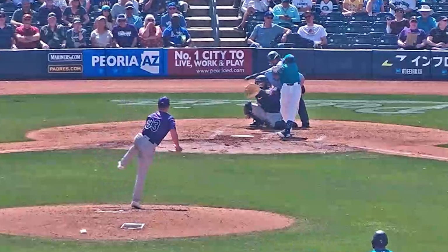Jorge Polanco rips a two-run single | 03/19/2024 | Seattle Mariners