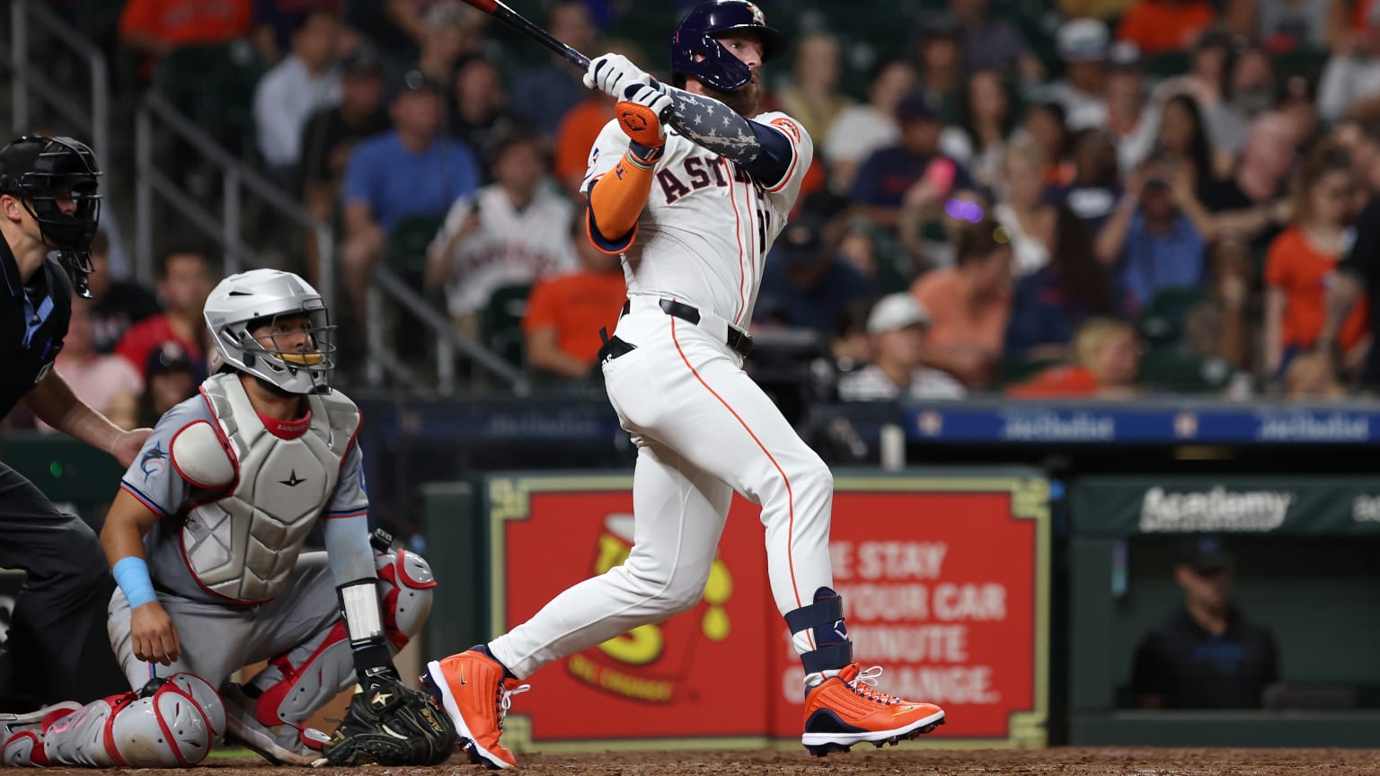 Trey Cabbage's RBI double | 07/10/2024 | Houston Astros