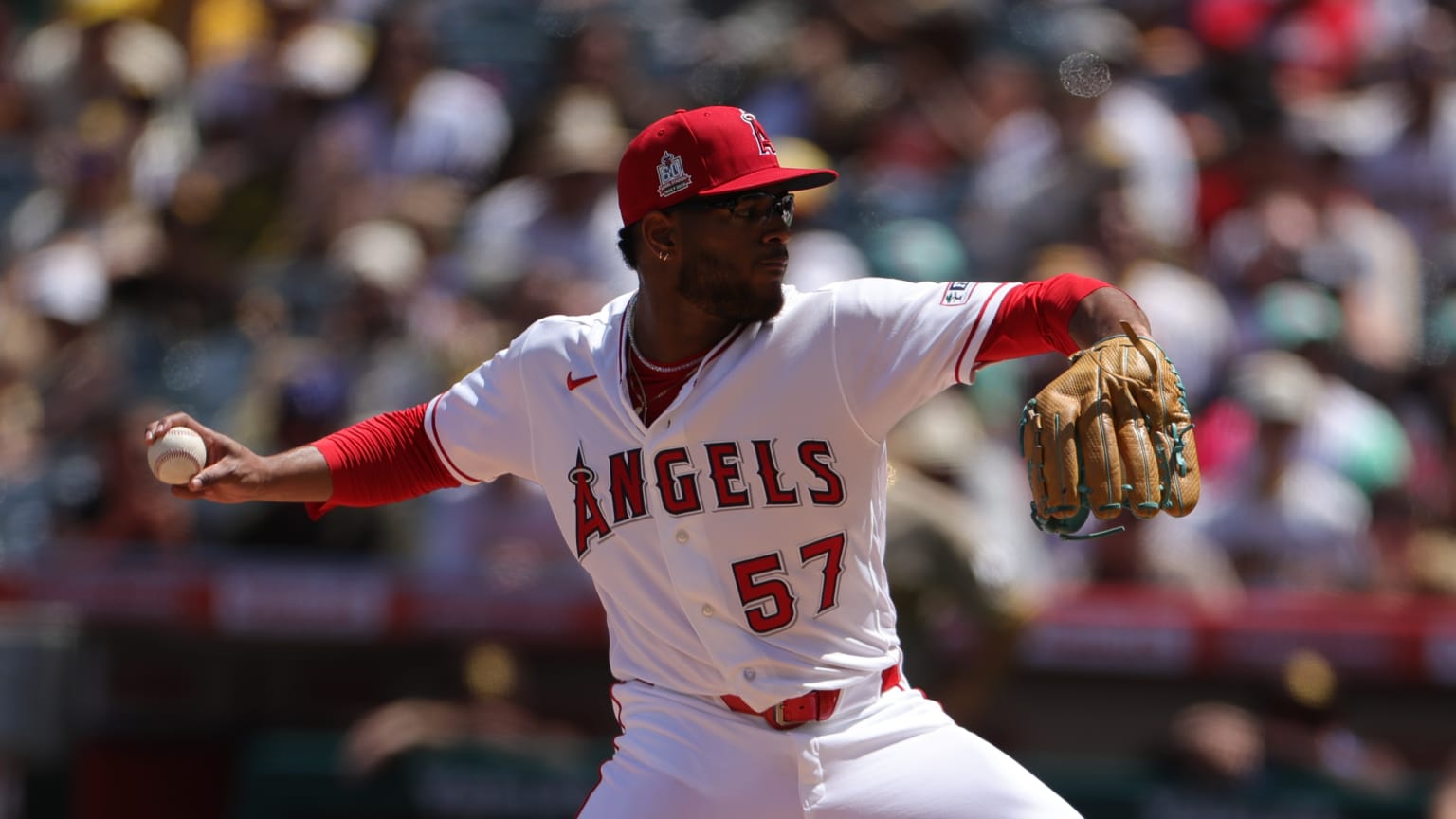 Walbert Urena K's Jackson Merrill to end inning | 04/19/2026 | Los ...