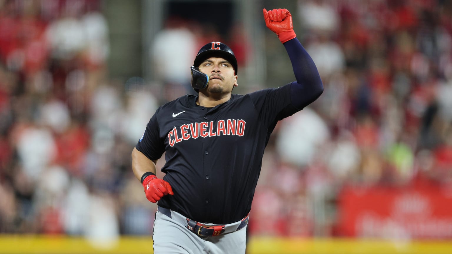 Josh Naylor's solo home run (17) | 06/11/2024 | MLB.com
