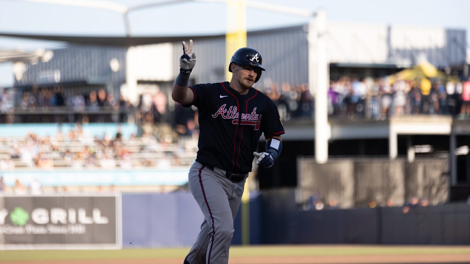 Sean Murphy's solo home run (2) | 04/12/2025 | MLB.com