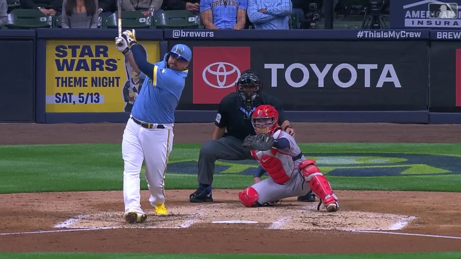 Rowdy Tellez hits a solo HR to right field in the 4th | 04/21/2023 ...