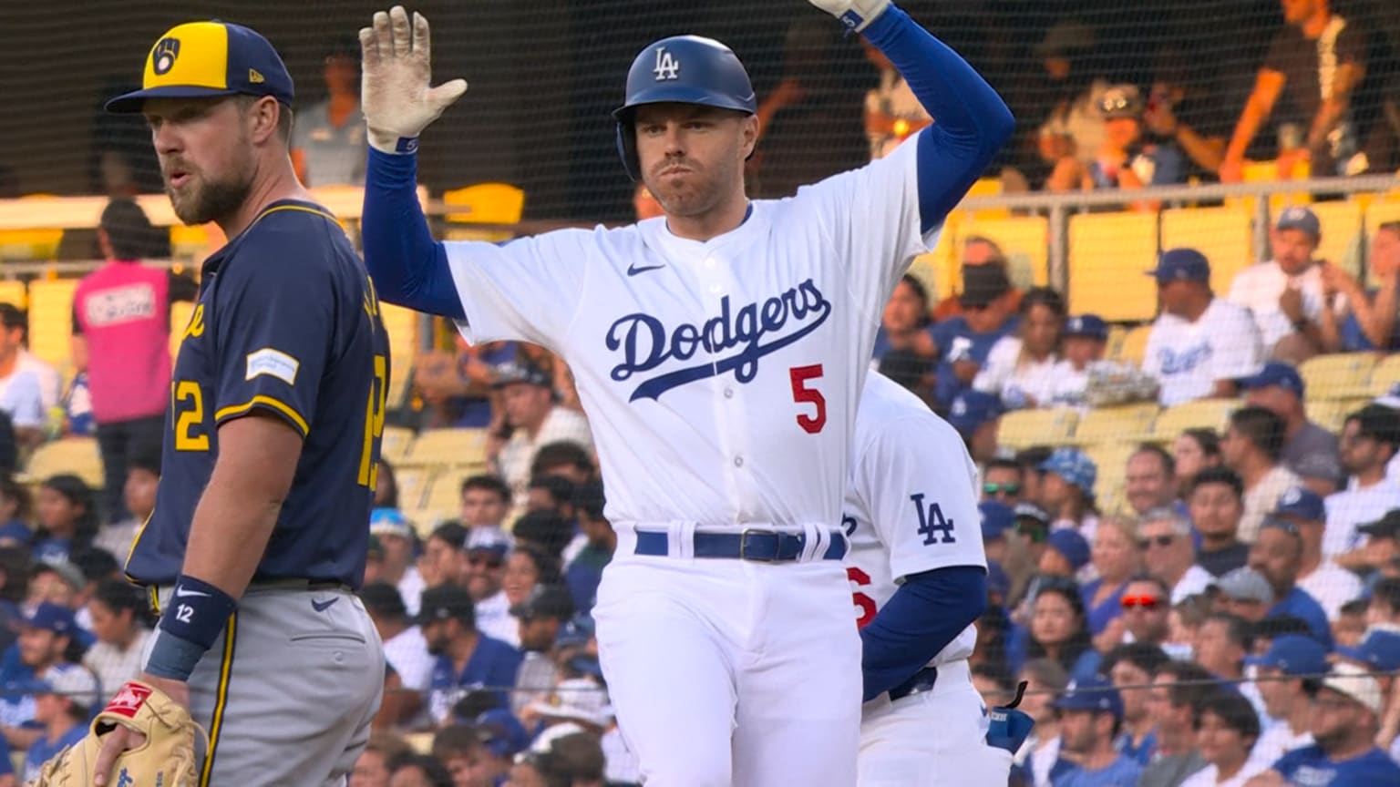 Freddie Freeman singles in the 1st inning | 07/05/2024 | Los Angeles ...