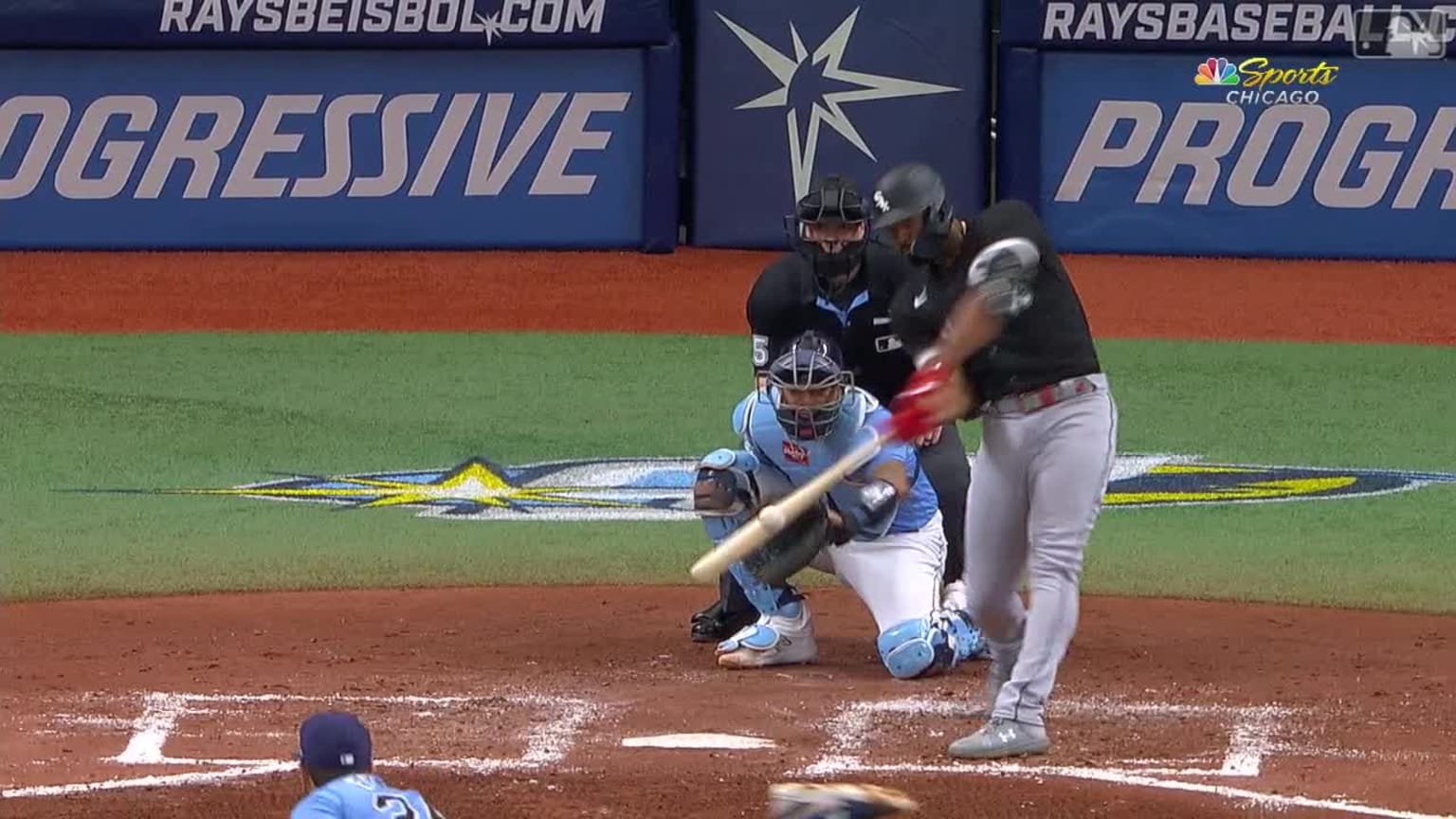 Eloy Jiménez rips an RBI double into the gap | 04/23/2023 | Tampa Bay Rays