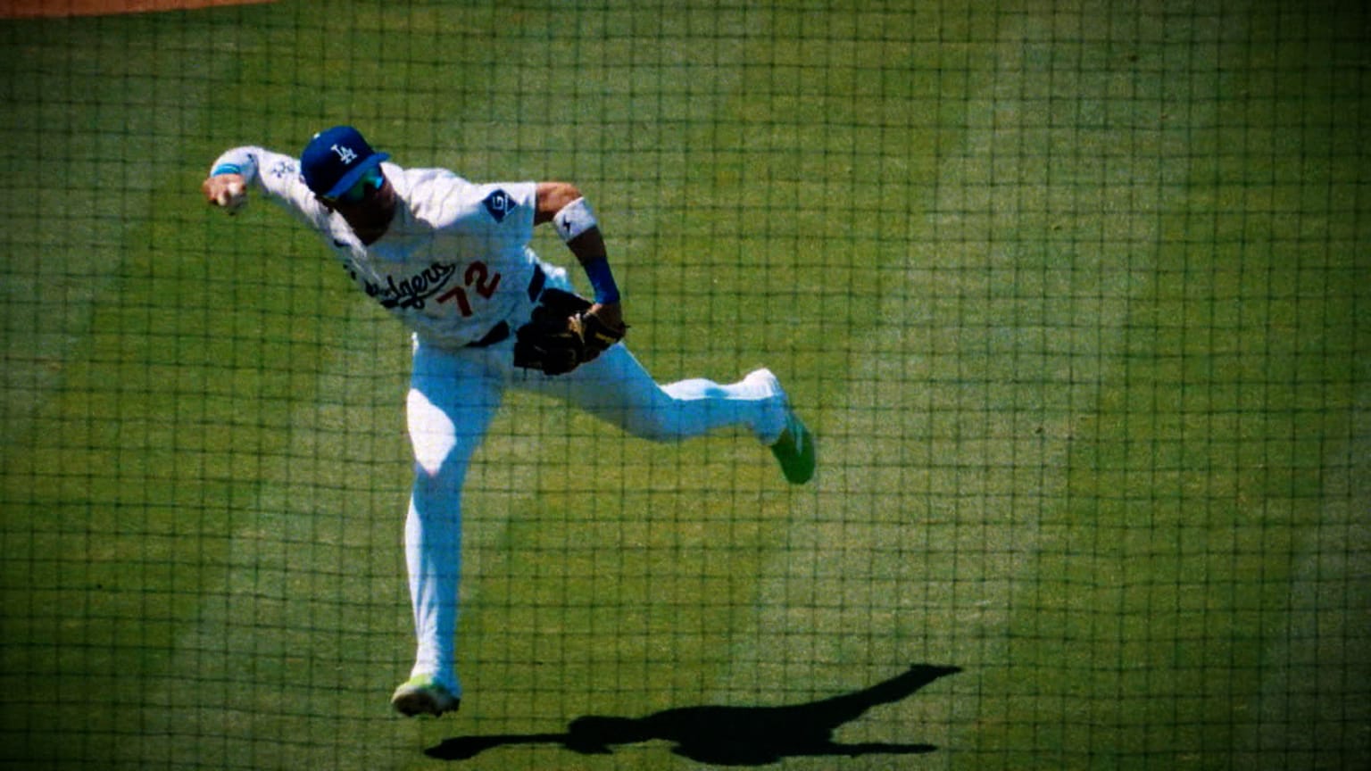 Daily Dash: Witt Jr.'s dive, Fitzgerald's leap | 06/06/2025 | MLB.com