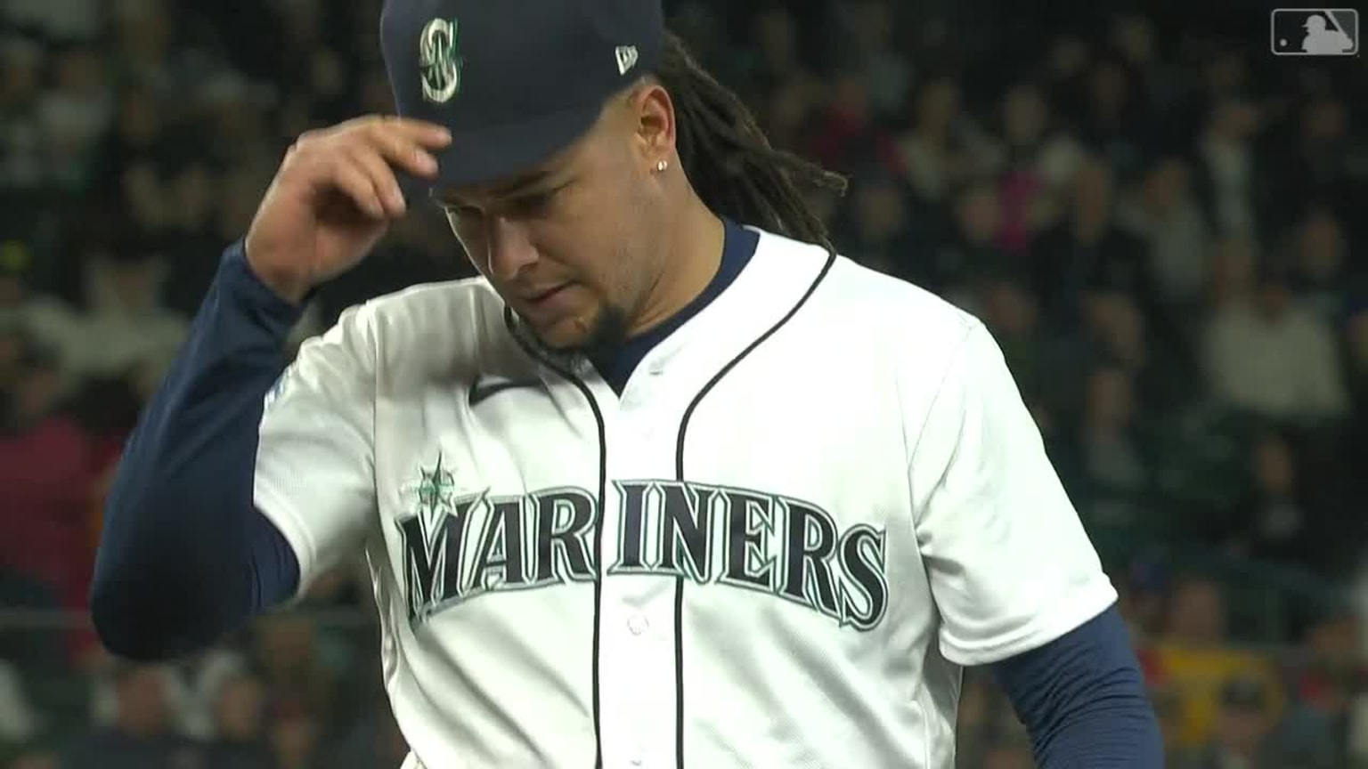 Luis Castillo collects 8 strikeouts in 5 innings | 04/22/2023 | Seattle ...