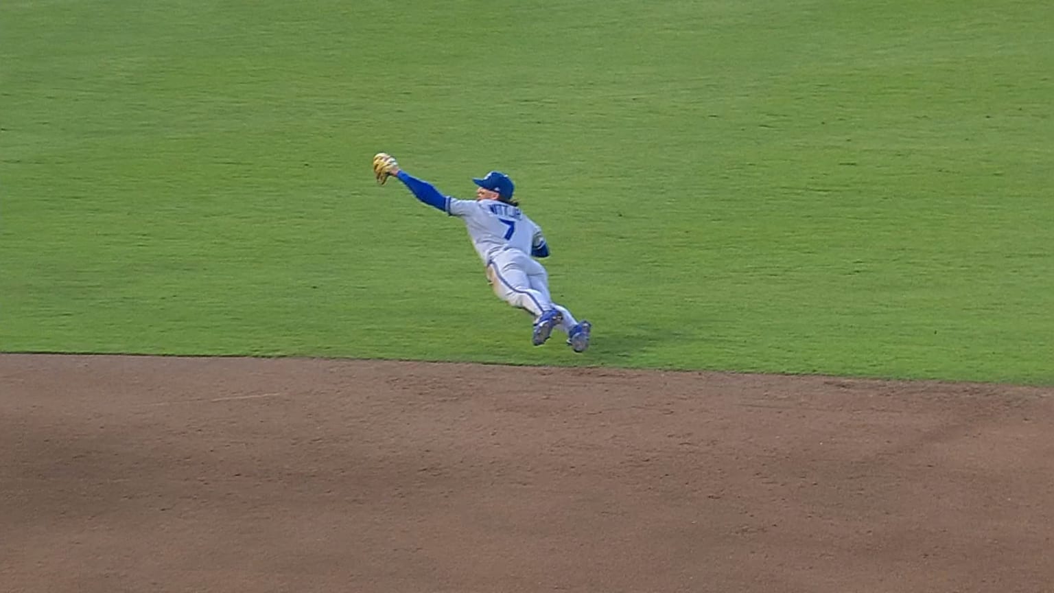 Bobby Witt Jr.'s great diving stop | 04/30/2025 | Kansas City Royals