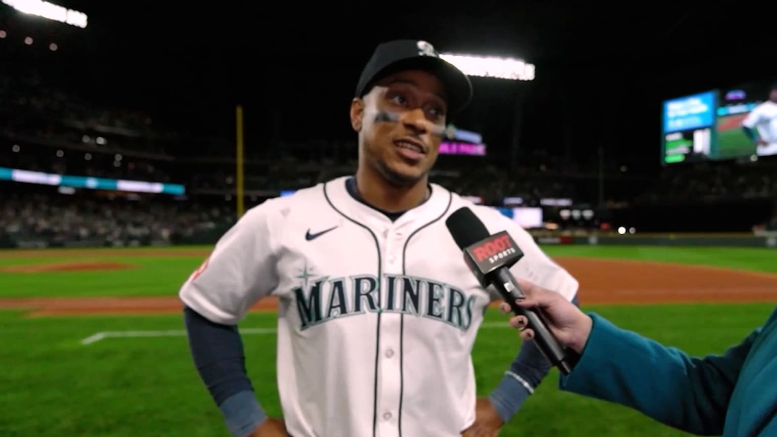Jorge Polanco on three-hit game, Opening Day win | 03/27/2025 | Seattle Mariners