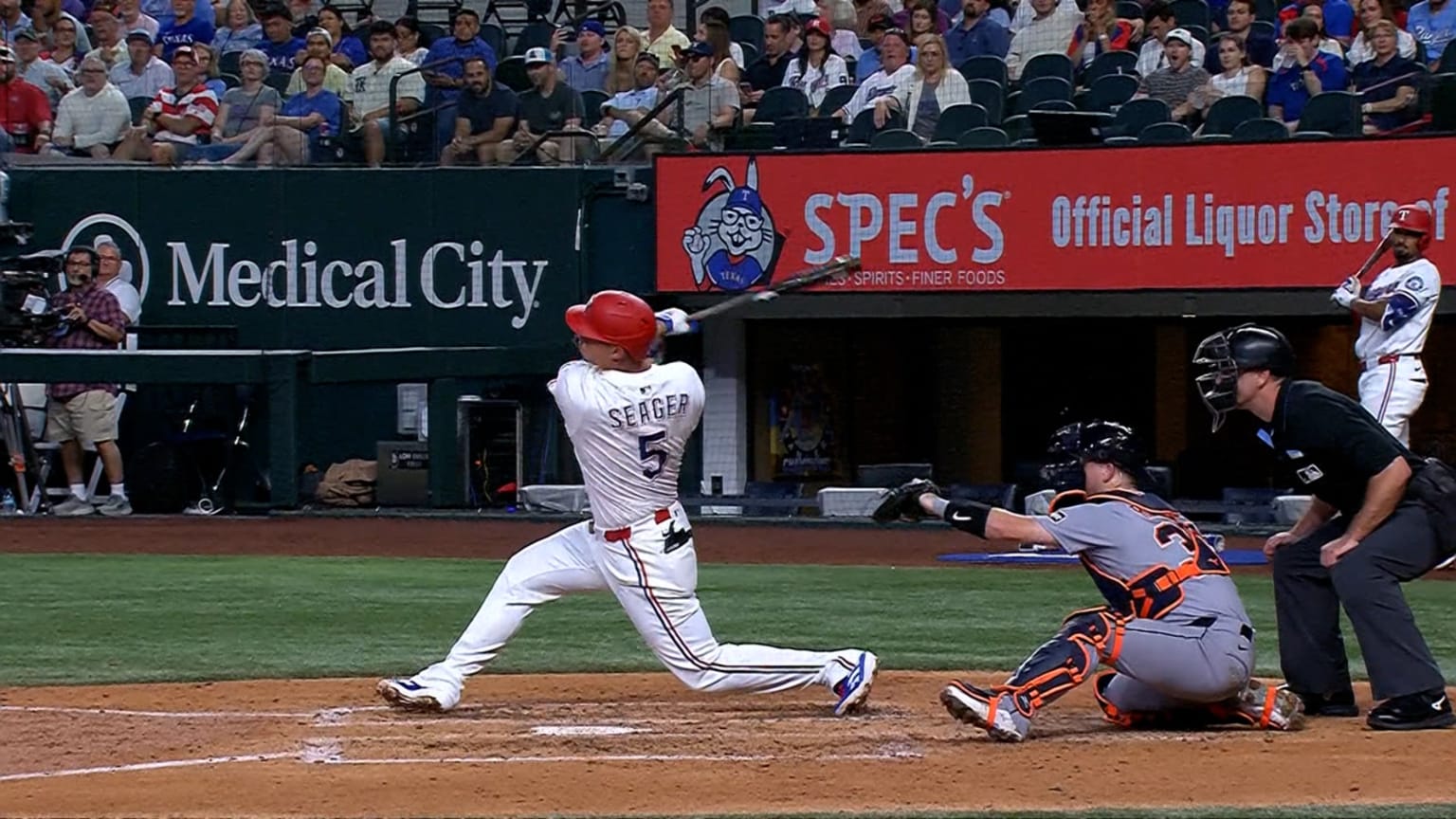 Corey Seager impulsa con un sencillo | 19/07/2025 | Los Rangers de Texas