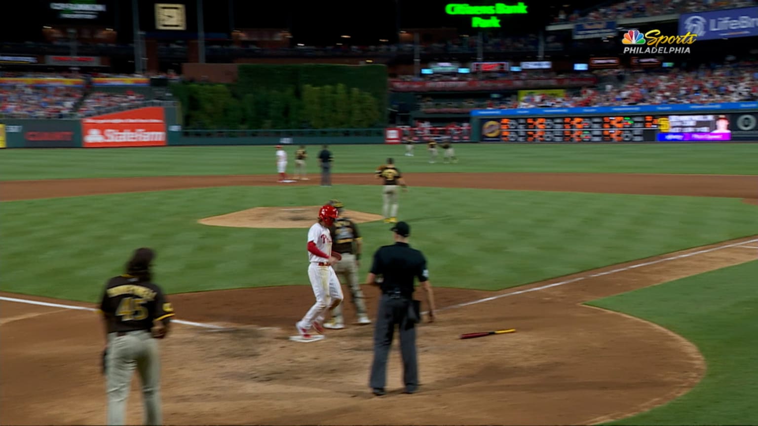 Johan Rojas knocks his second RBI single of the game | 07/15/2023 ...