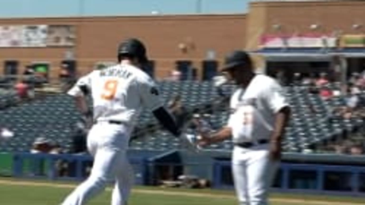 Cooper Bowman's two-run home run | 23/04/2024 | Lasmayores.com