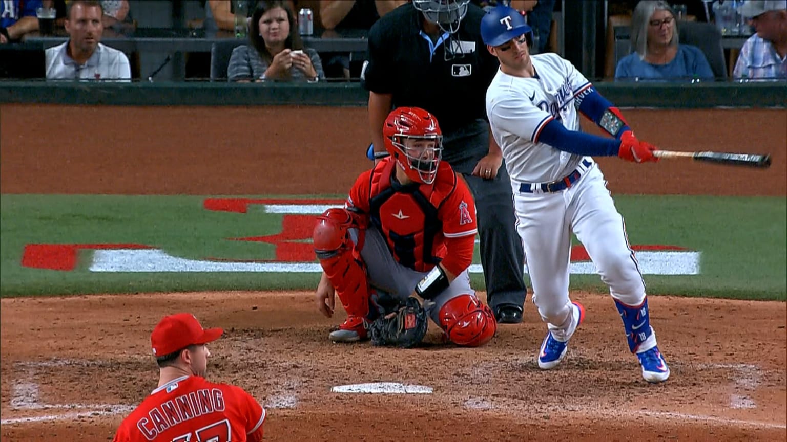 Mitch Garver produce una carrera con doble | 14/08/2023 | Los Rangers ...