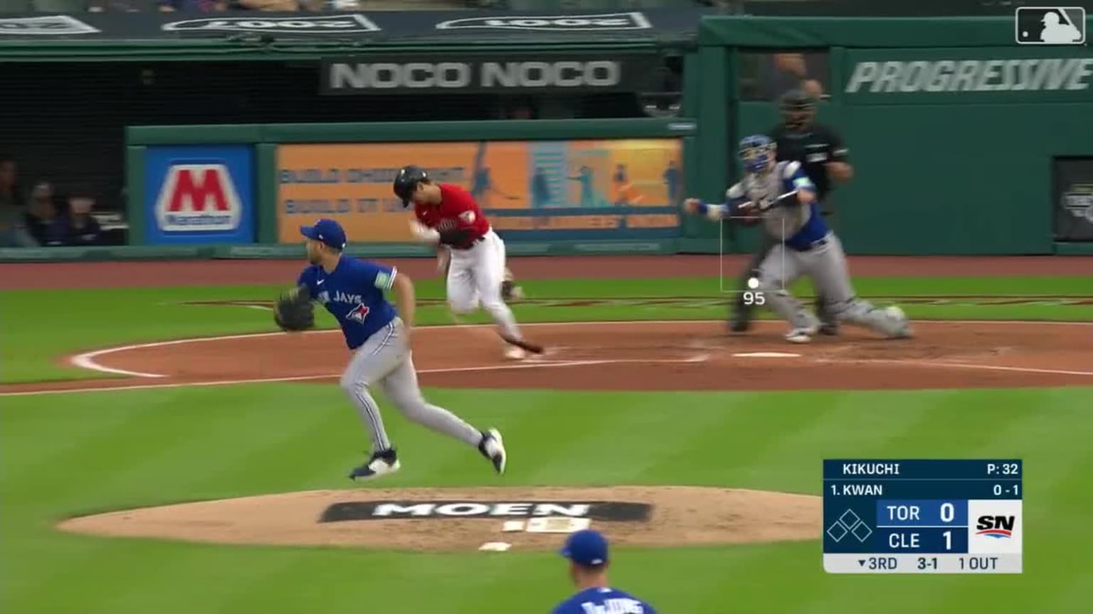 TAP -- Kikuchi Barehanded Catch | 08/08/2023 | MLB.com