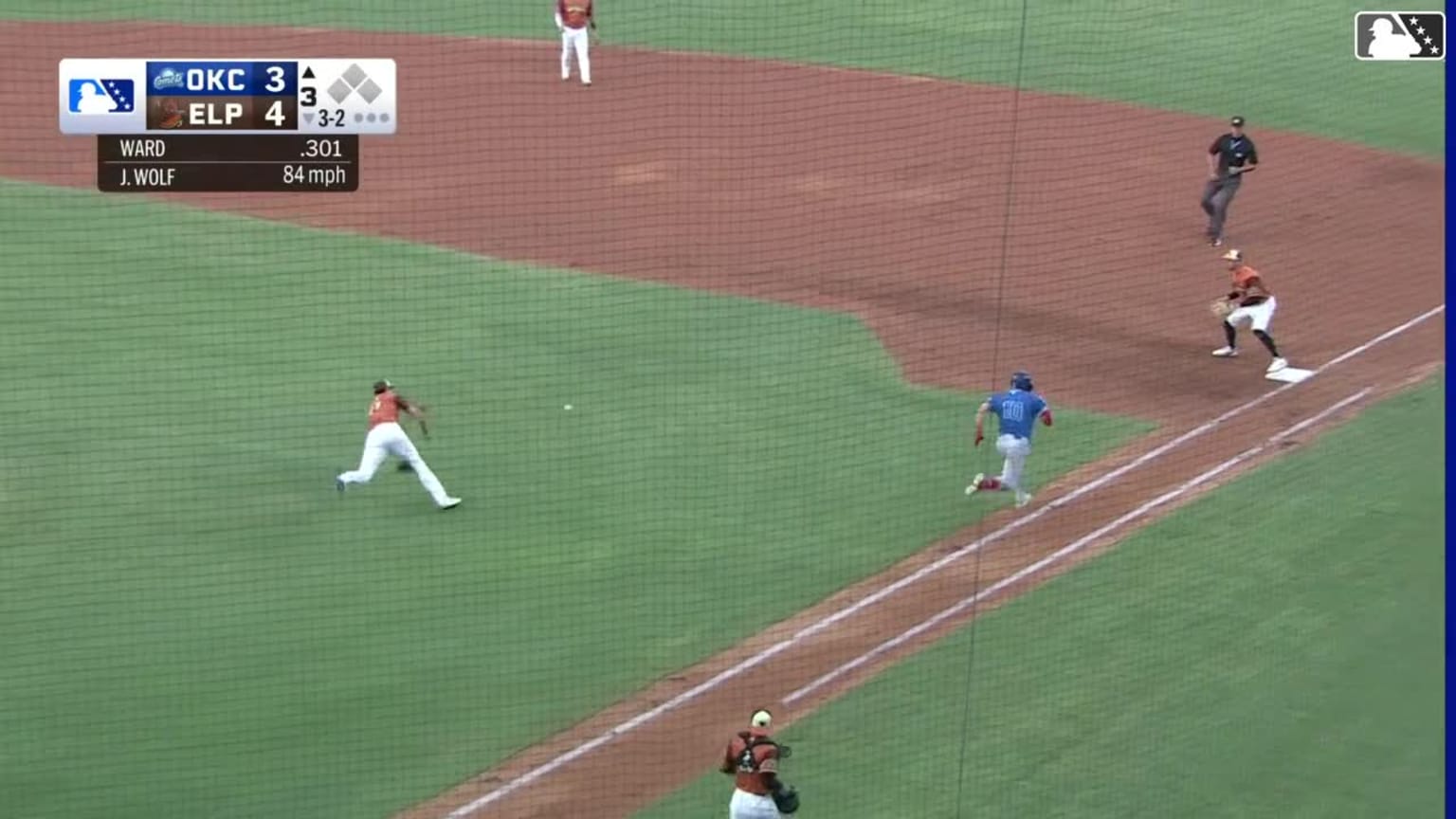 Jackson Wolf's tremendous defensive play | 08/09/2025 | MLB.com