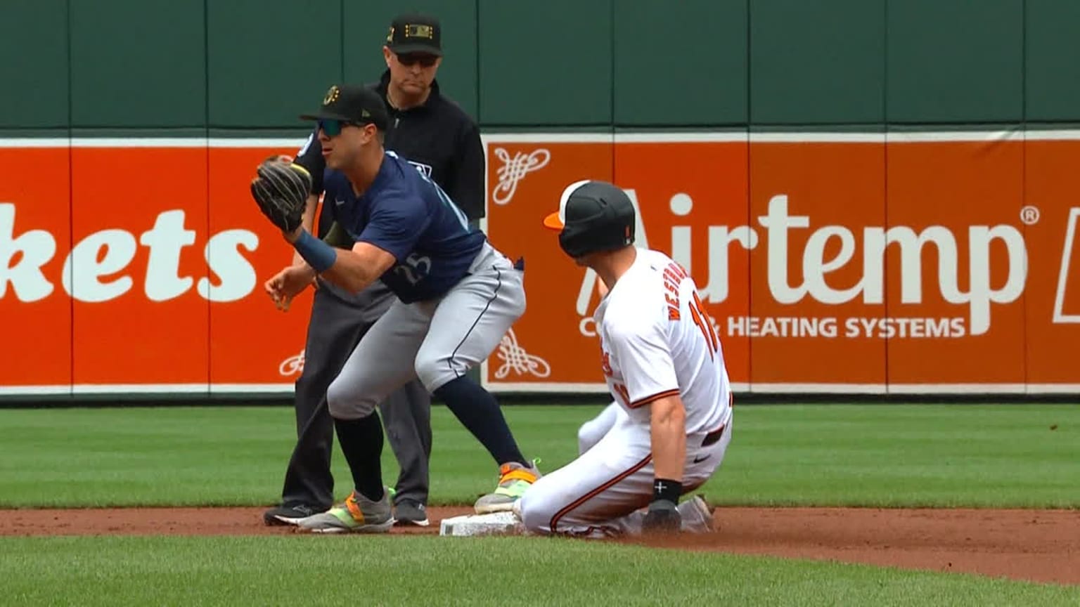 Jordan Westburg is safe at second base after review | 05/19/2024 ...