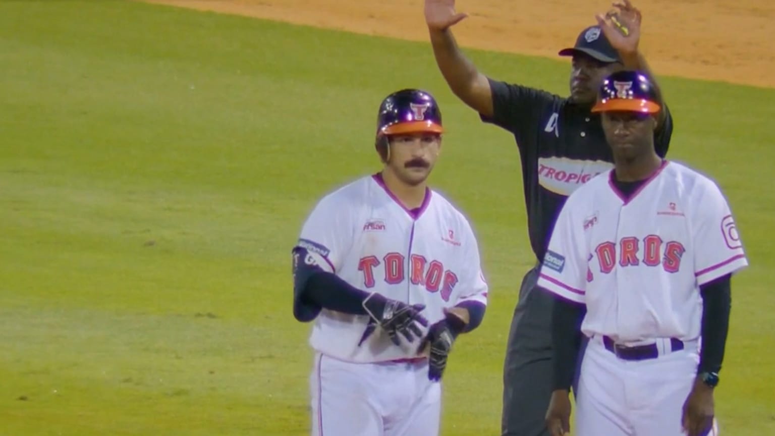 Mickey Gasper pega hit remolcador en la 3ra | 11/13/2025 | Minnesota Twins