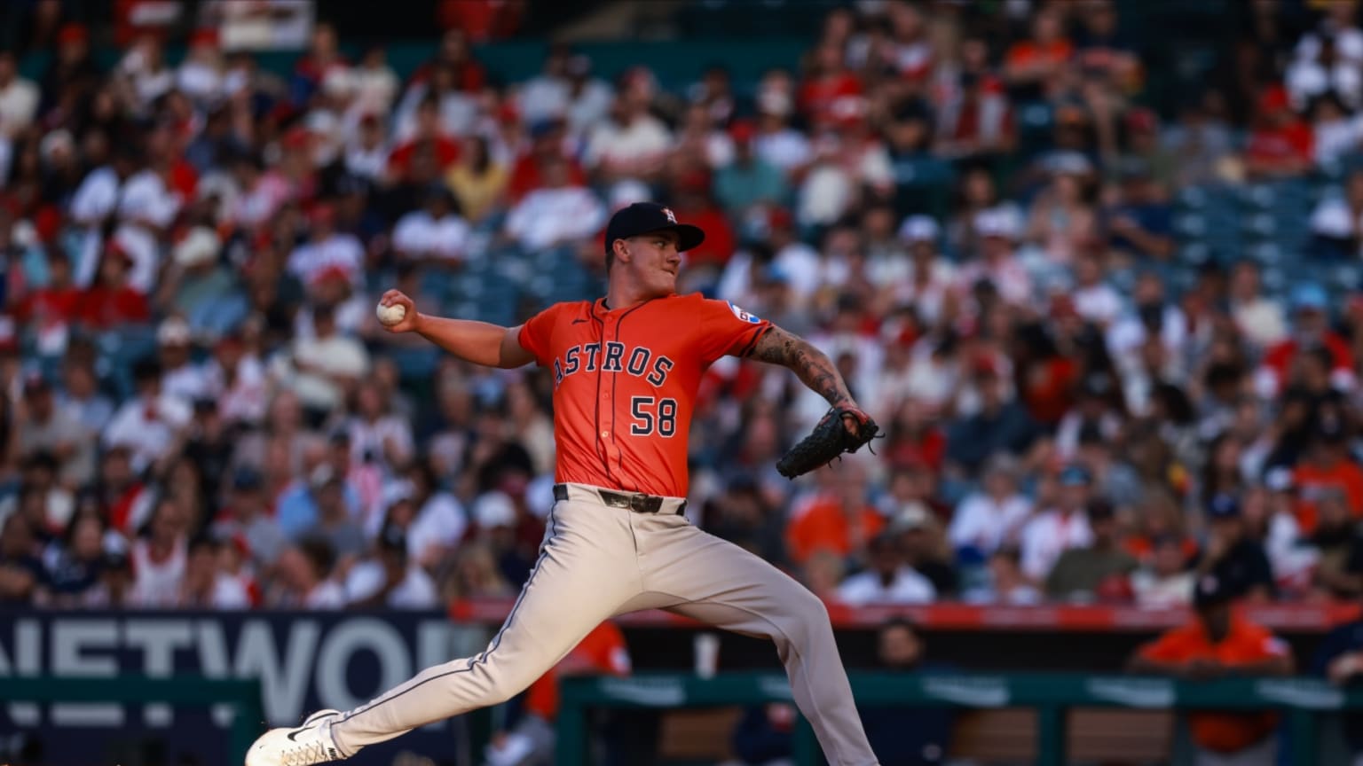 Hunter Brown freezes Travis d'Arnaud | 06/20/2025 | Houston Astros