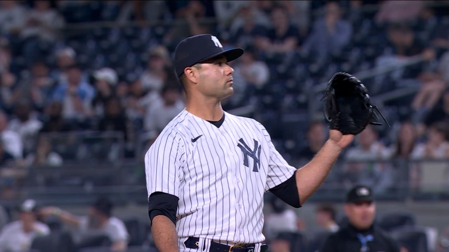 The Off Base panel plays 'Here For It or Hate It?" | 04/14/2023 | MLB.com