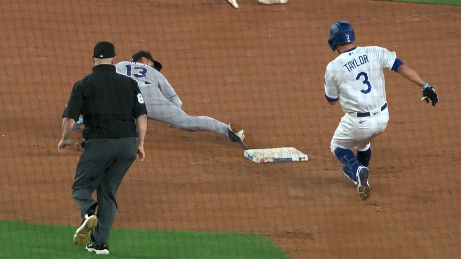 Alan Trejo stellar double play is confirmed | 08/10/2023 | Colorado Rockies