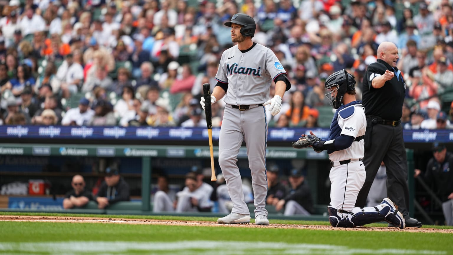Austin Slater breaks-up Tarik Skubal's no-hitter | 04/12/2026 | MLB.com