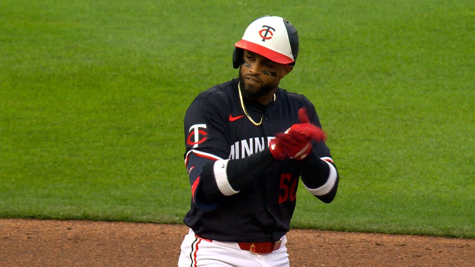 Willi Castro slugs an RBI double | 04/22/2024 | Minnesota Twins