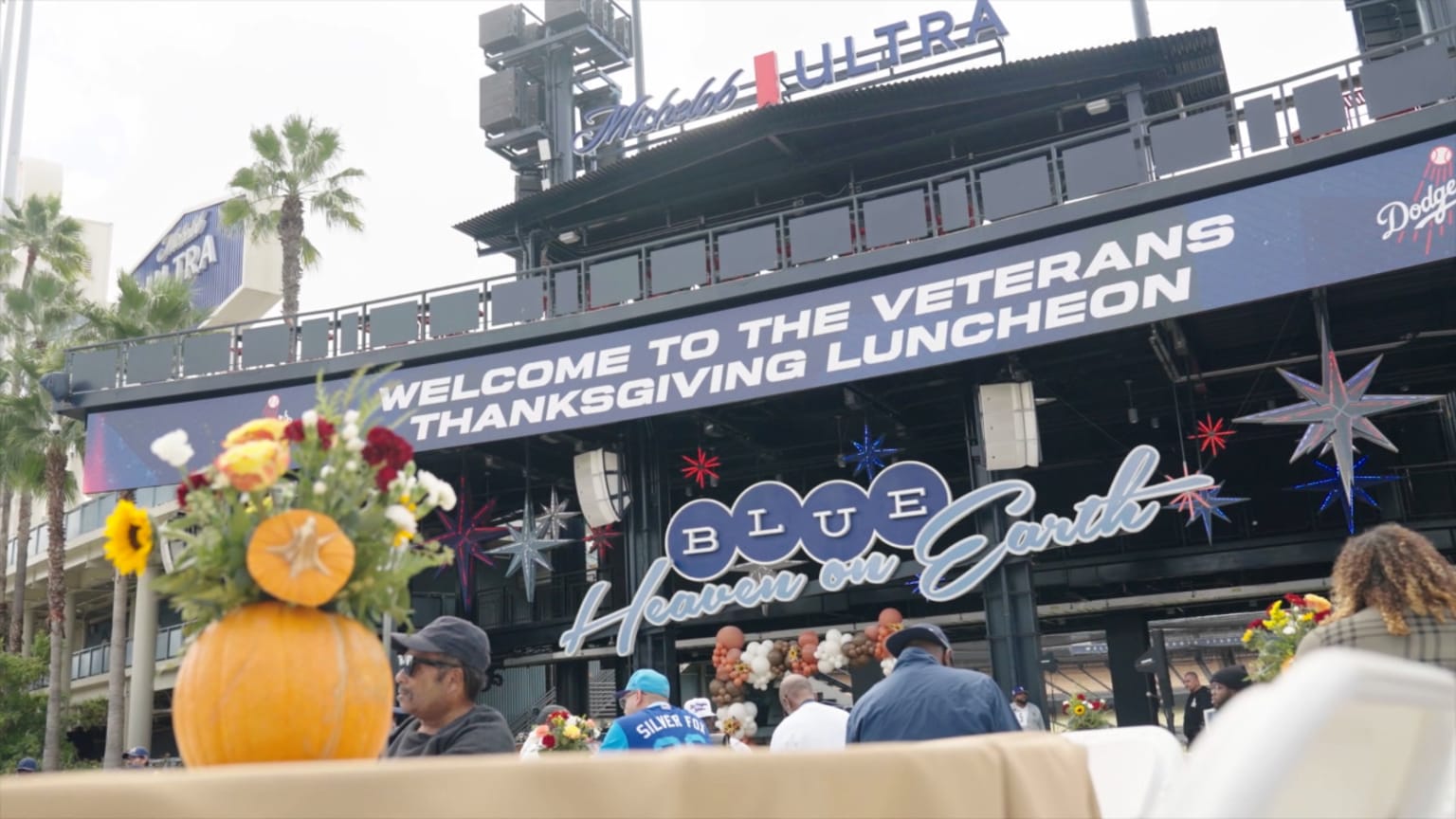 Dodgers host a Thanksgiving luncheon for Veterans | 11/17/2023 | MLB.com