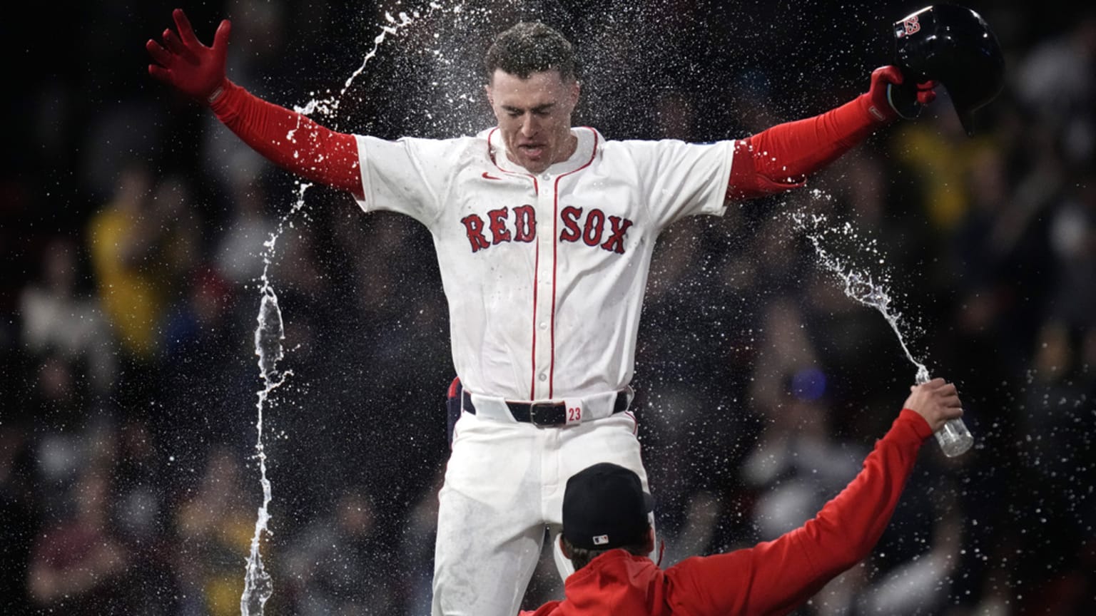 Romy Gonzalez's walk-off single | 05/14/2024 | Boston Red Sox
