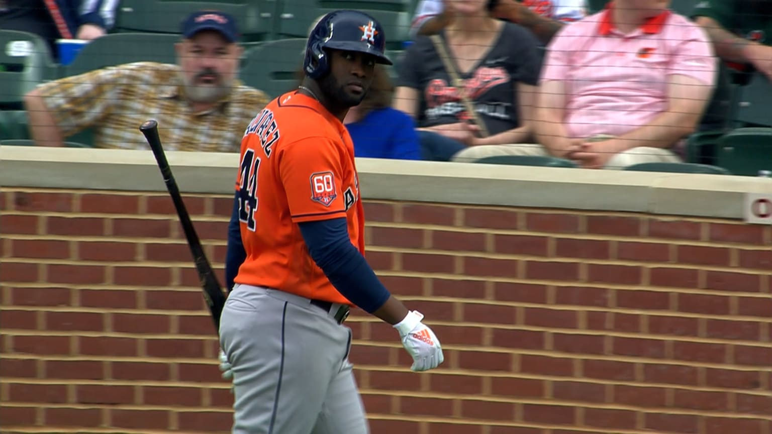 Alvarez lifts a go ahead sacrifice fly to center | 09/25/2022 | Houston ...