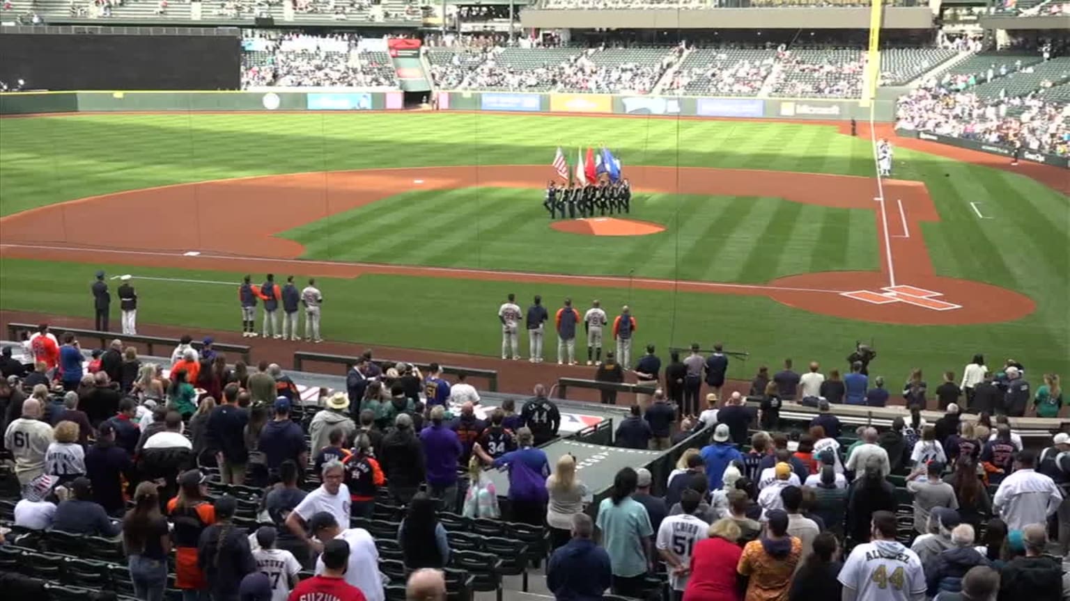 Mariners hold moment of silence on Memorial Day | 05/27/2024 | Seattle ...