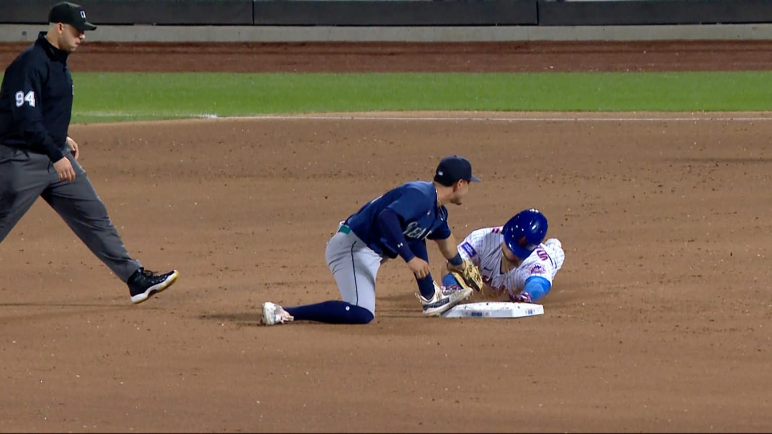 The Mariners play great defense to nab Vogelbach | 09/02/2023 | Seattle ...