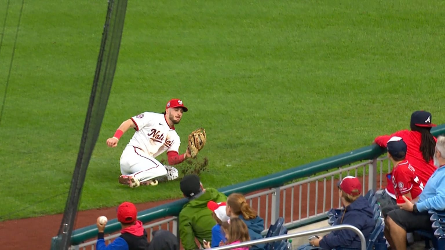 Dylan Crews' sliding catch | 09/17/2025 | Washington Nationals