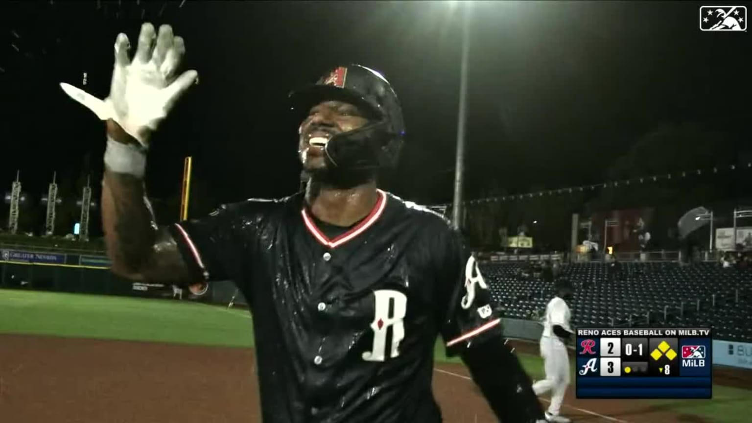 Kyle Lewis walks it off with a single down the middle | 06/11/2023 ...
