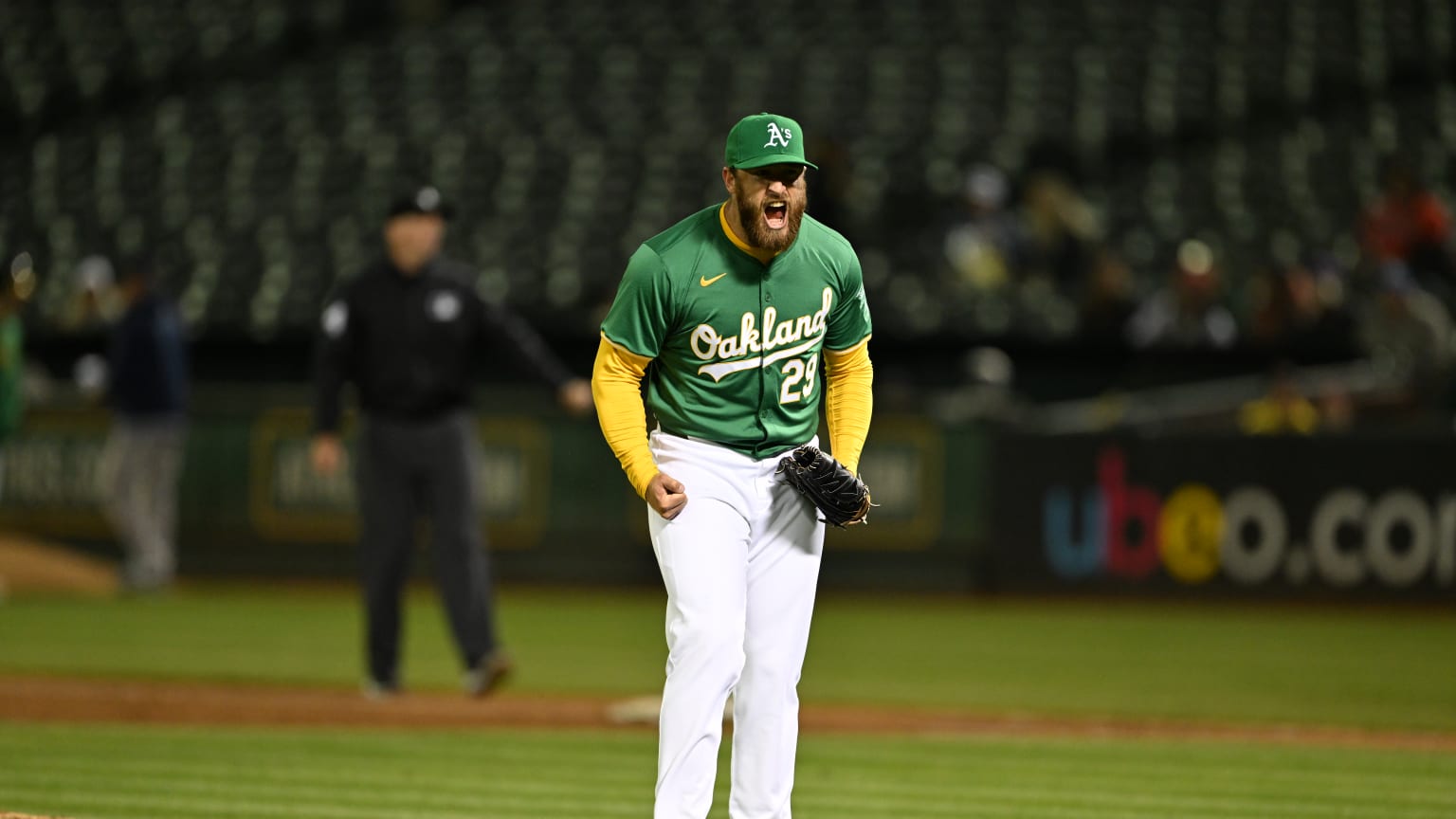 Austin Adams strikes out Connor Wong | 04/02/2024 | Athletics