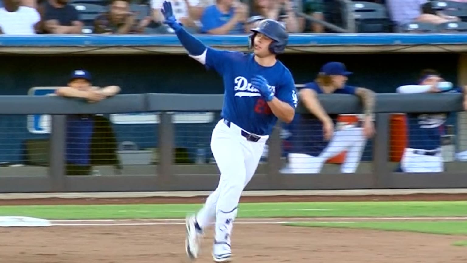 Dalton Rushing clubs a two-run home run | 06/27/2024 | MLB.com