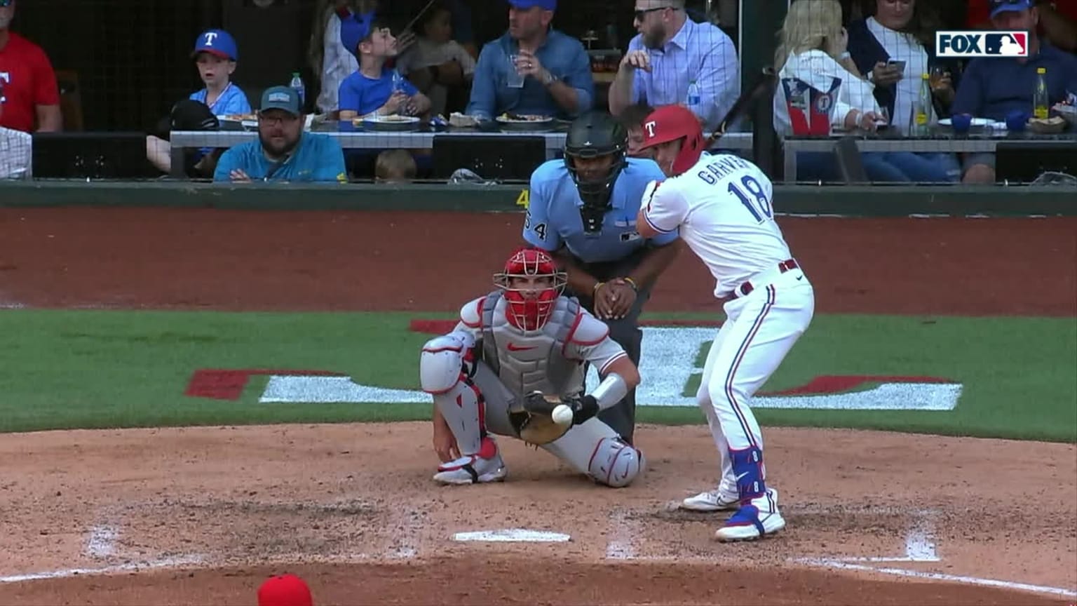 Mitch Garver hammers a three-run home run to left | 04/01/2023 | Texas ...