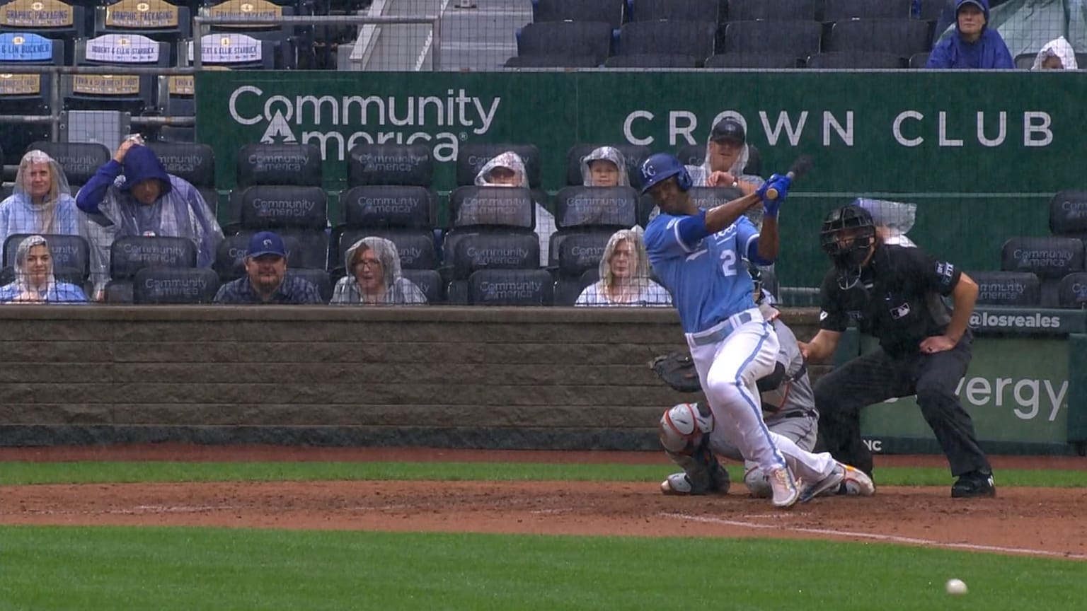 Michael A. Taylor taps an RBI groundout to third base | 09/10/2022 ...