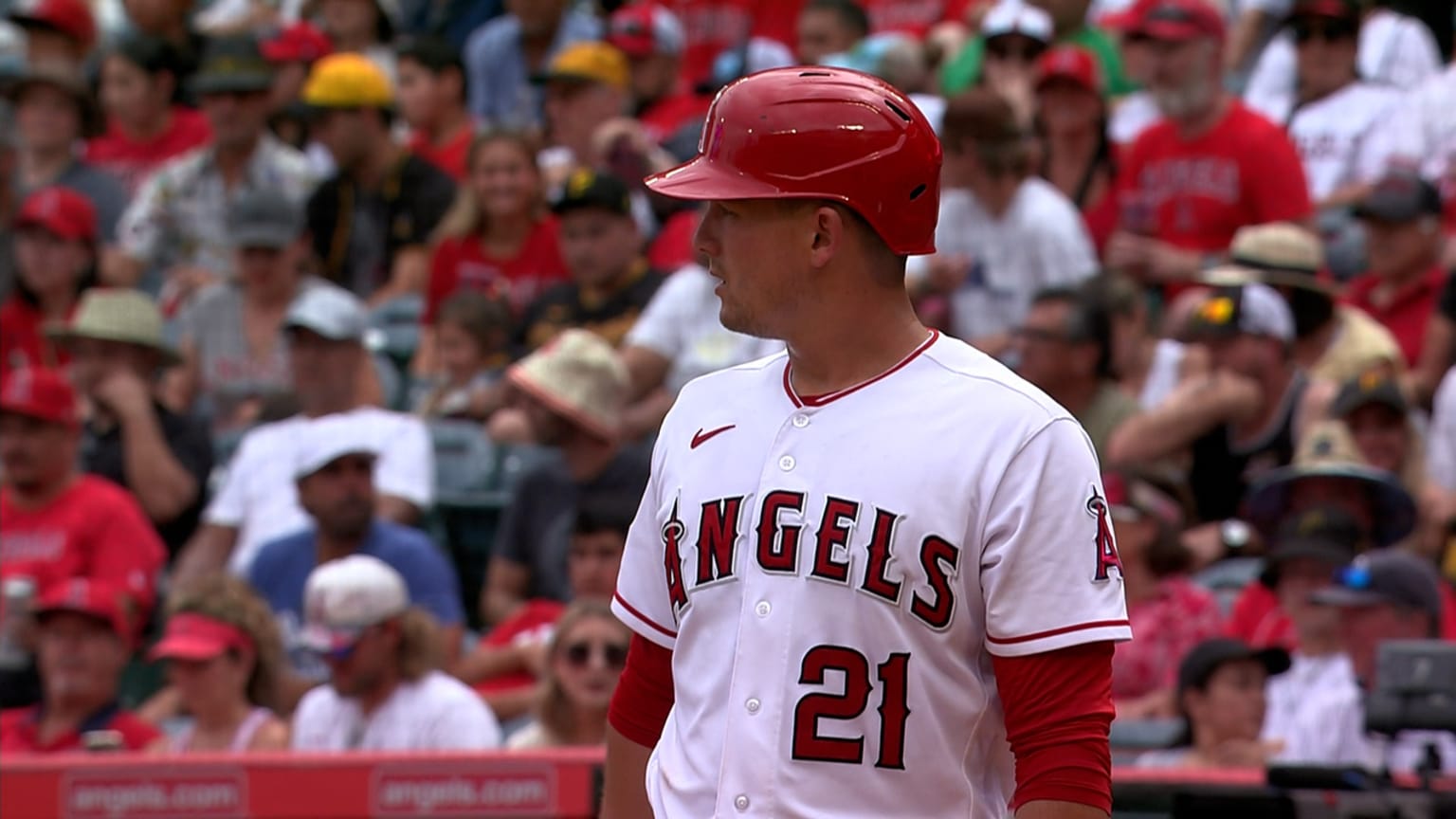 Matt Thaiss lifts a sacrifice fly to left-center | 07/23/2023 | Los ...