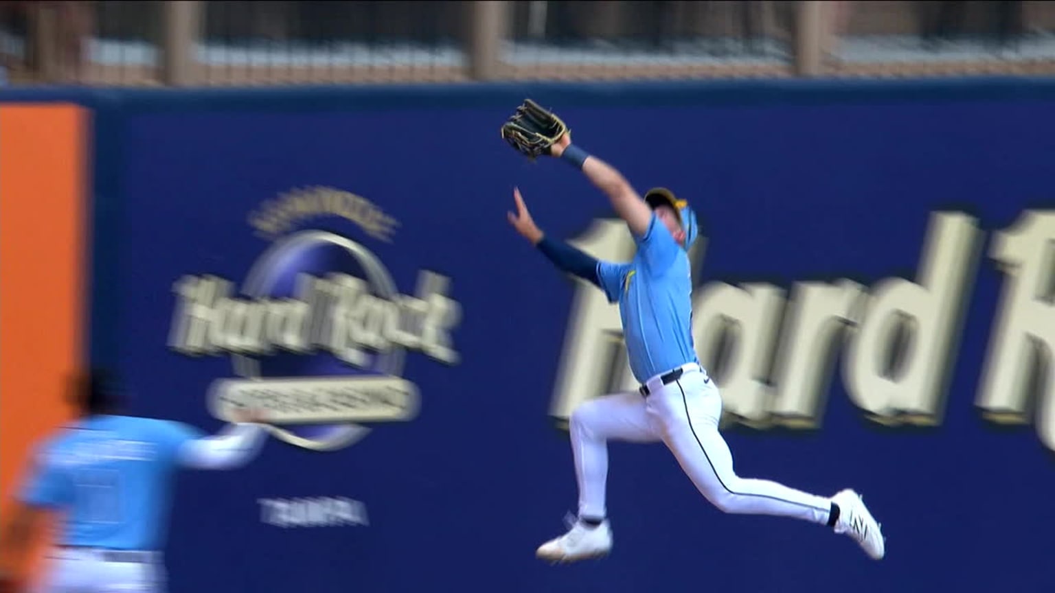 Jonny DeLuca's leaping catch at the wall | 03/03/2025 | Tampa Bay Rays