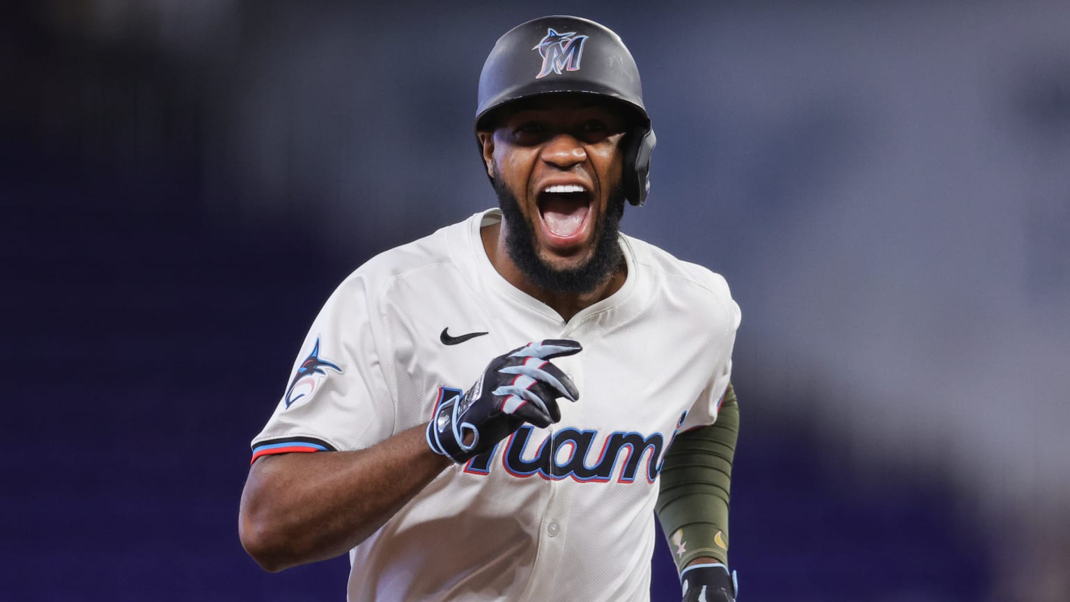 De La Cruz and Sánchez go back-to-back | 06/19/2024 | Miami Marlins