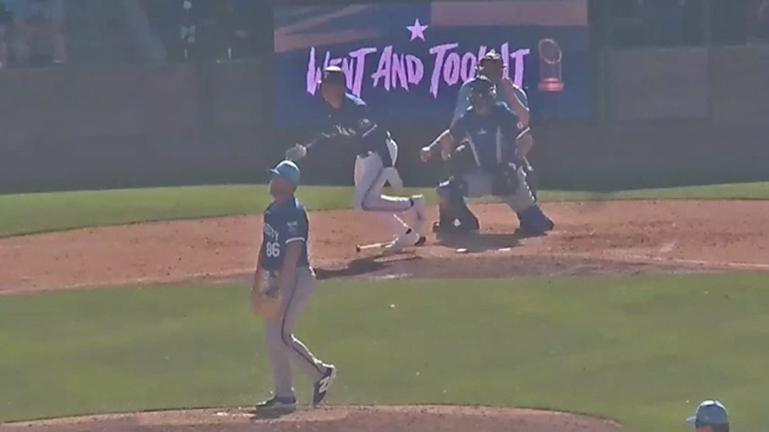 Dustin Harris lines a go-ahead RBI single to right | 02/23/2024 | Texas ...