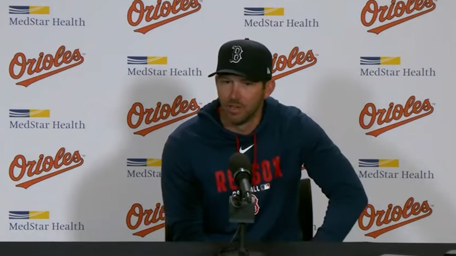 Chad Tracy is introduced as Red Sox interim manager | 27/04/2026 ...