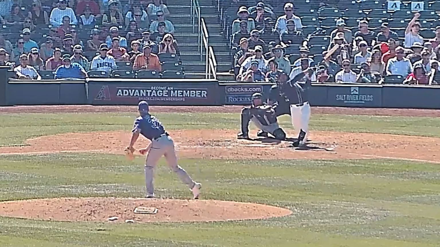 Eugenio Suárez hits a solo home run | 03/20/2024 | Arizona Diamondbacks