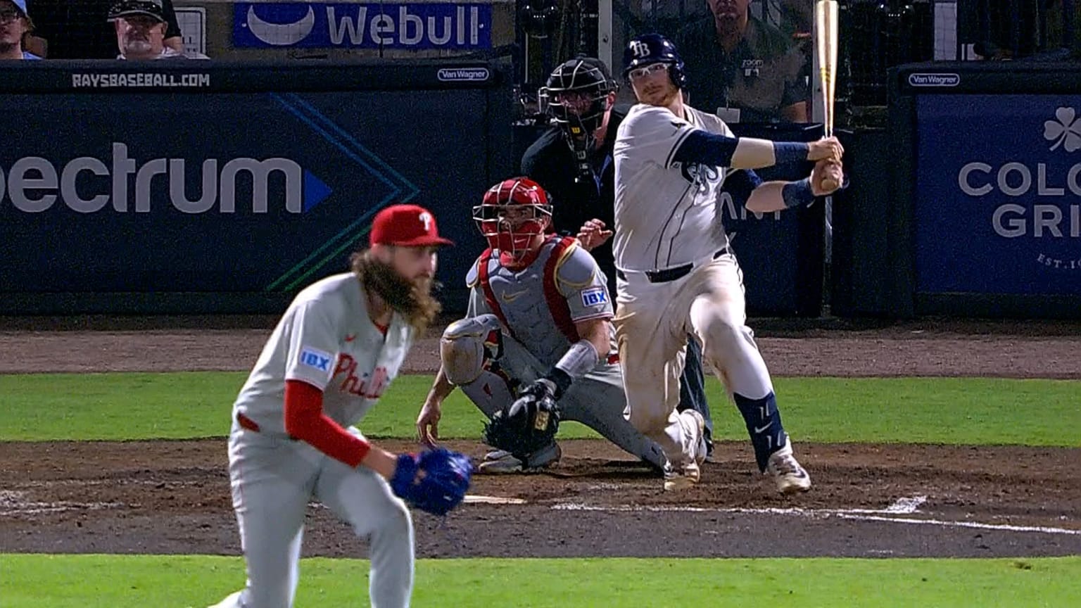 Danny Jansen drives in a run in the 10th | 05/08/2025 | Tampa Bay Rays