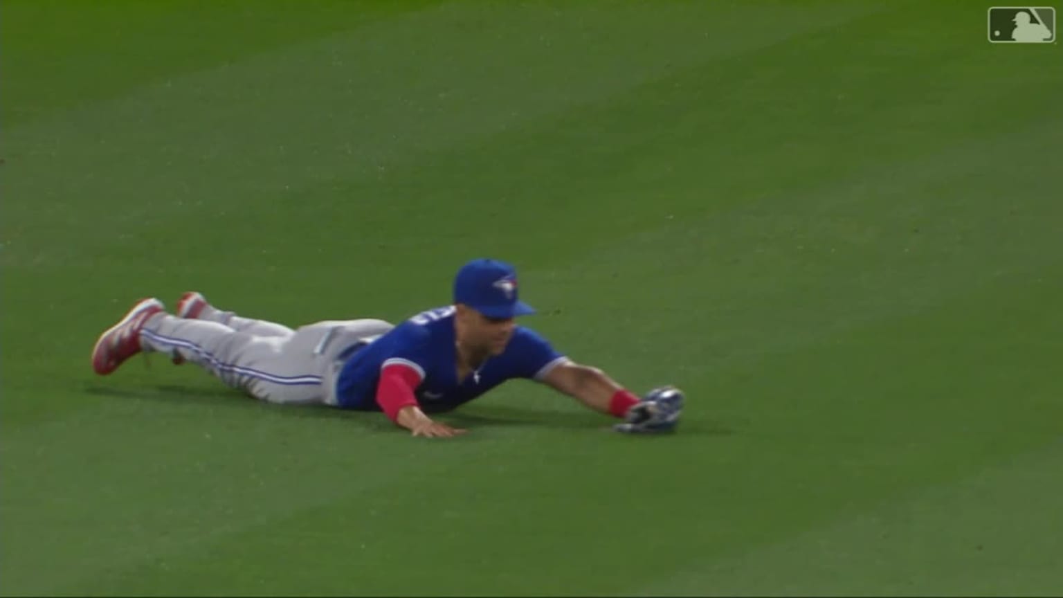 Whit Merrifield makes an incredible diving catch | 04/08/2023 | Toronto ...