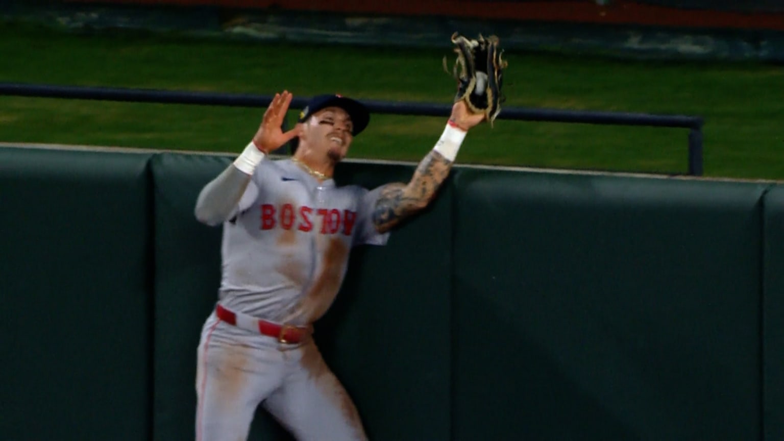 Jarren Duran takes away a home run | 08/17/2024 | Boston Red Sox
