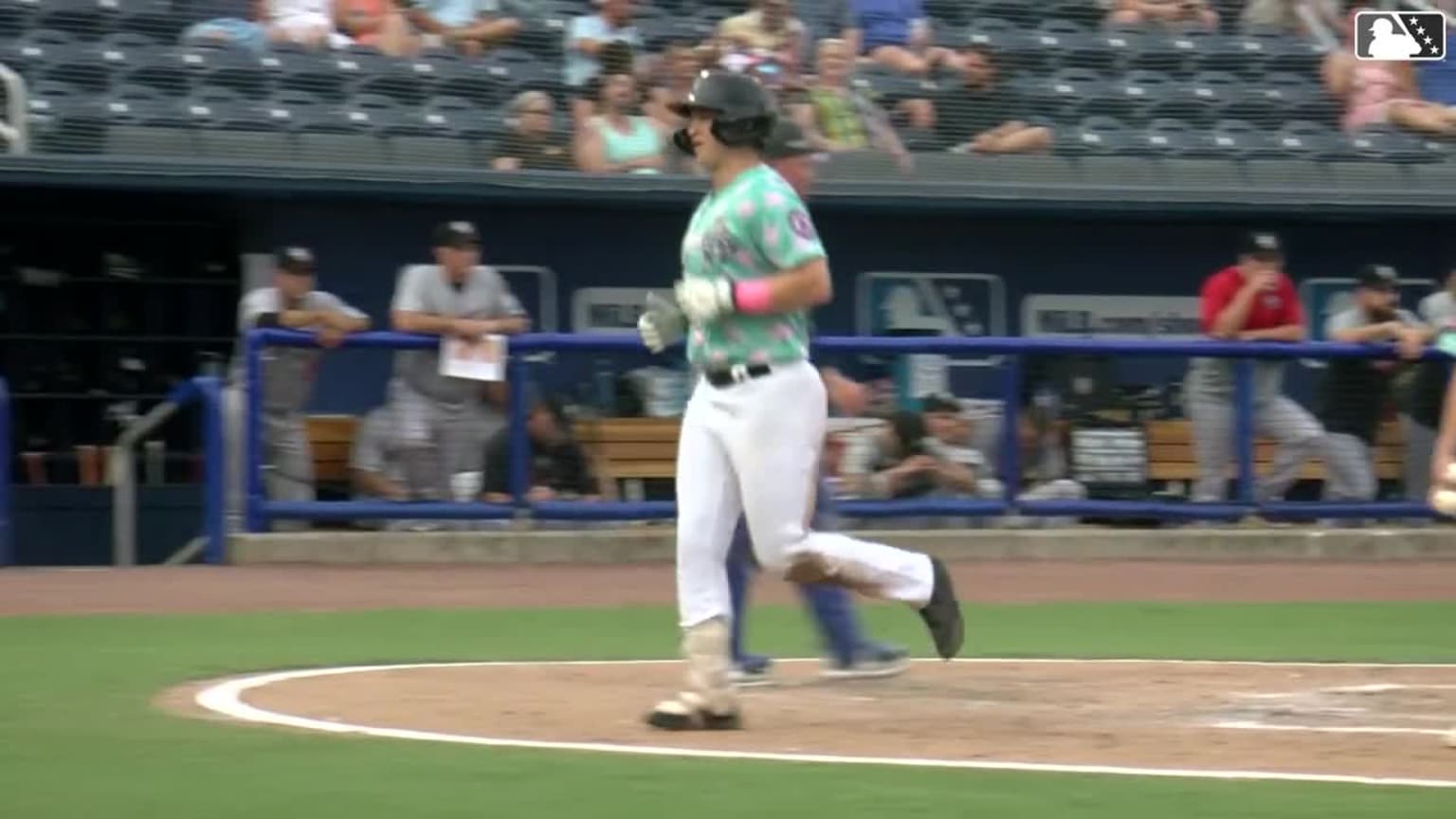 Mike Boeve's home run | 08/04/2024 | Milwaukee Brewers